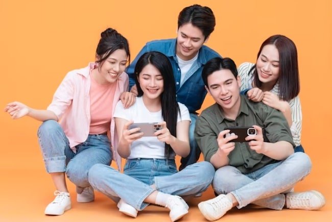 Apa Itu Digital Native? - Suryamedia.id